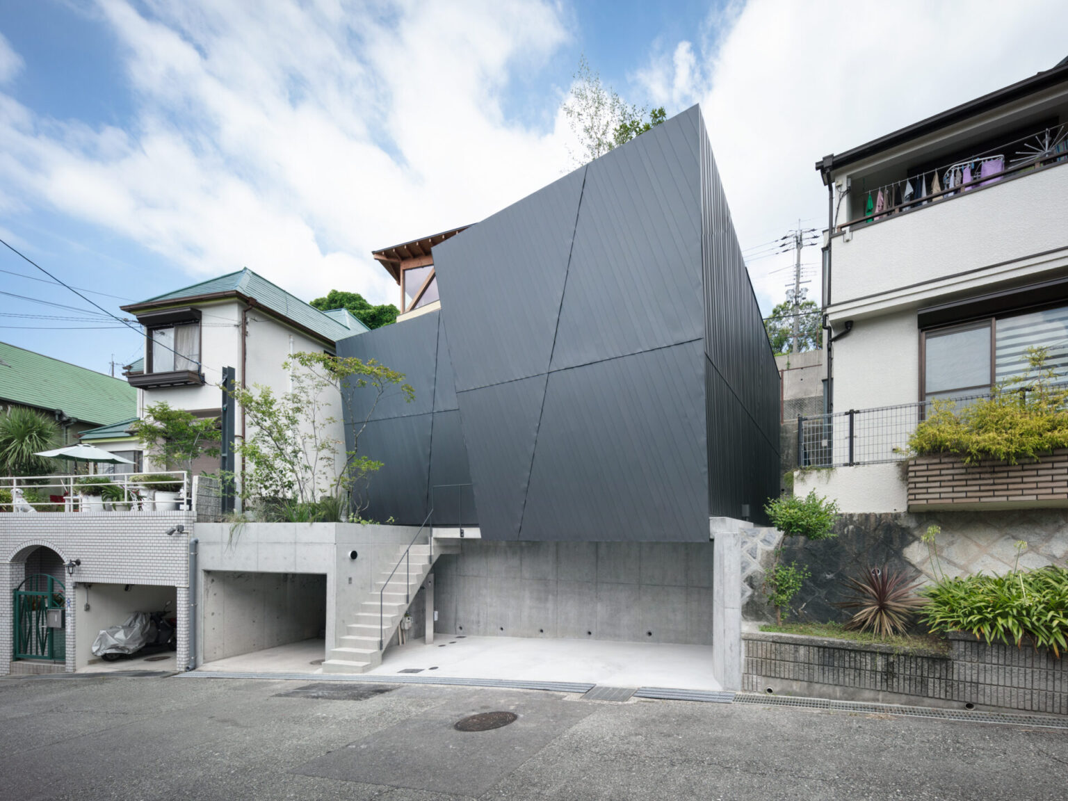 箕面の家 - 株式会社YYA - 大阪の建築家で、一級建築士事務所を主宰